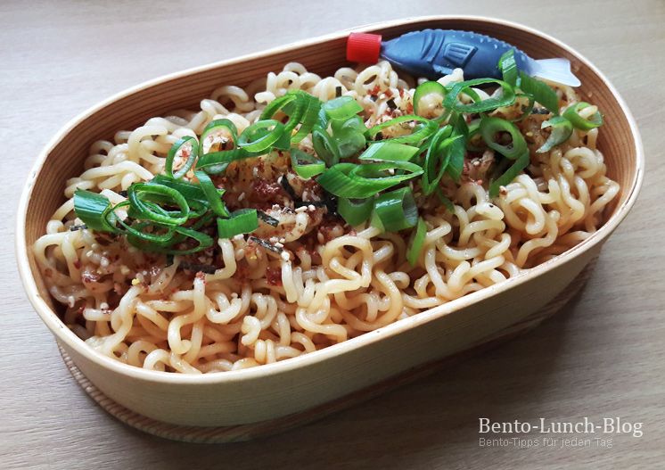 Bento Lunch Blog: Bento #182: Ramen-Nudeln, koreanische Reistuben ...
