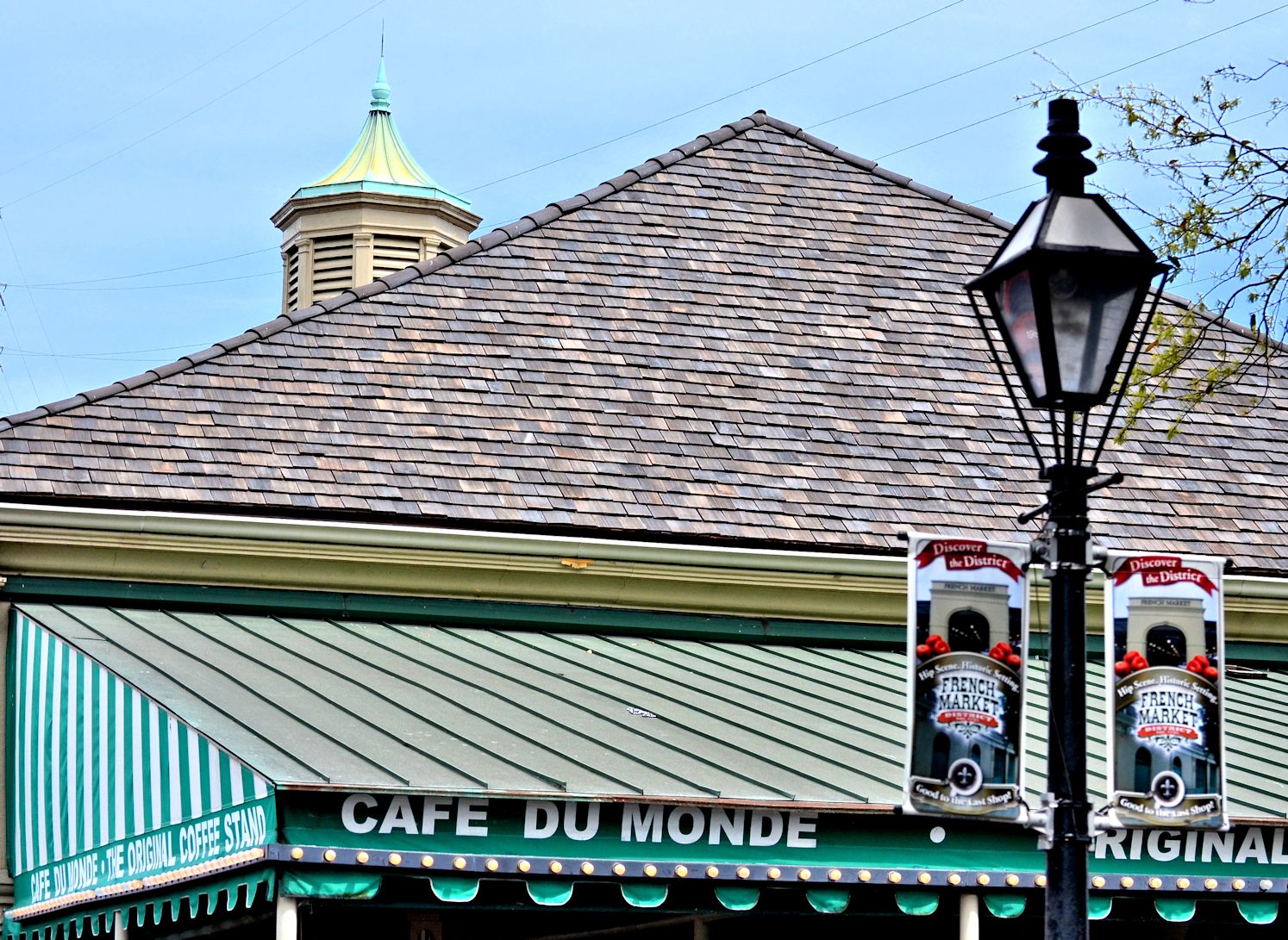 Room With No View: A View of the Café du Monde Corner