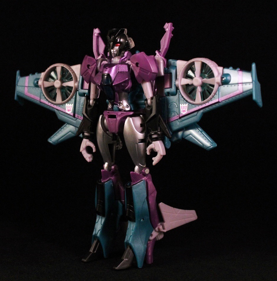She's Fantastic: Transformers Legends - SLIPSTREAM!