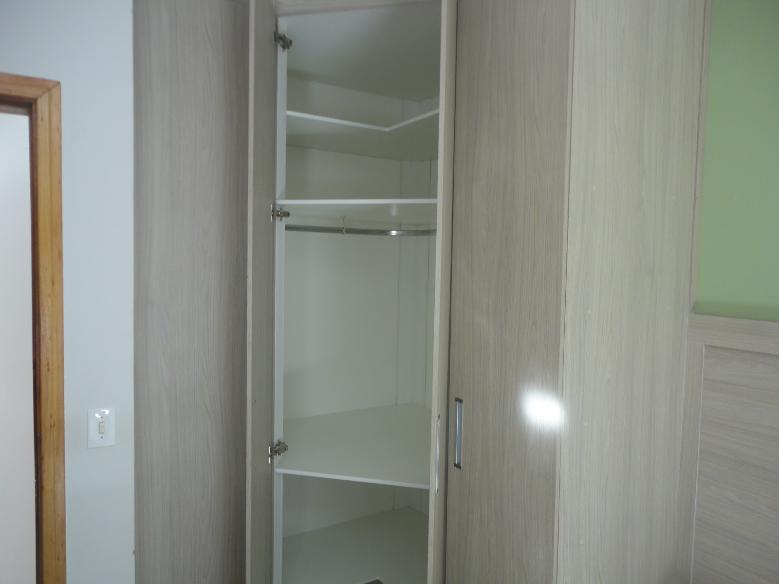 MÓBILE MARCENARIA: DORMITÓRIO COM ARMÁRIO DE CANTO