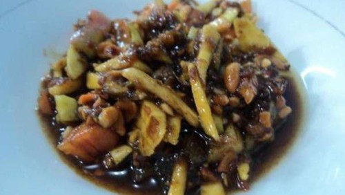 Segar Harum Rujak Aceh dengan Buah Batok dan Rumbia - Info Lhokseumawe