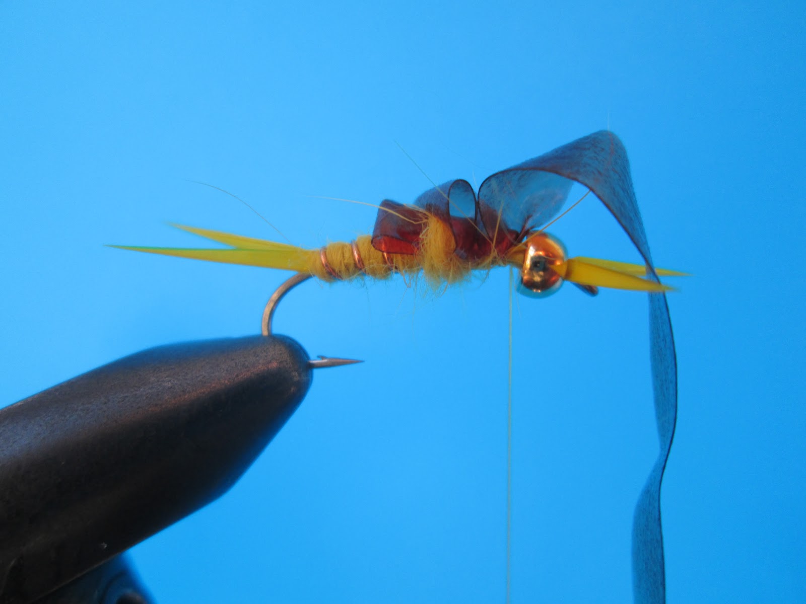Country Kids on the Fly - Fly Tying: Art's Golden Stone