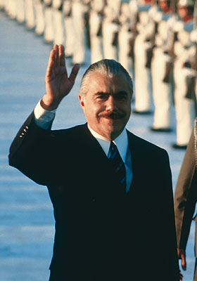 Presidente José Sarney presidente 15/03/1985 (Trabalho de História)