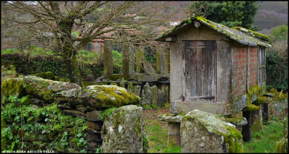 XOAN ARCO DA VELLA: EIRA DE MORGADE - MORGADE - FORCAREI