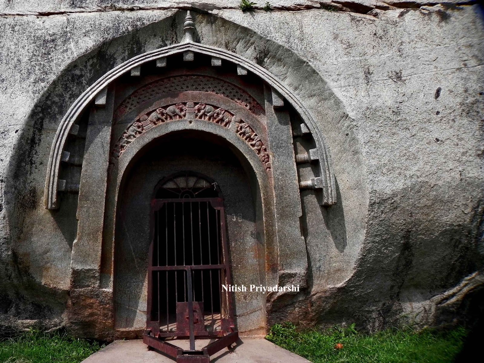 Environment and Geology: A visit to Barabar caves near Gaya in Bihar ...