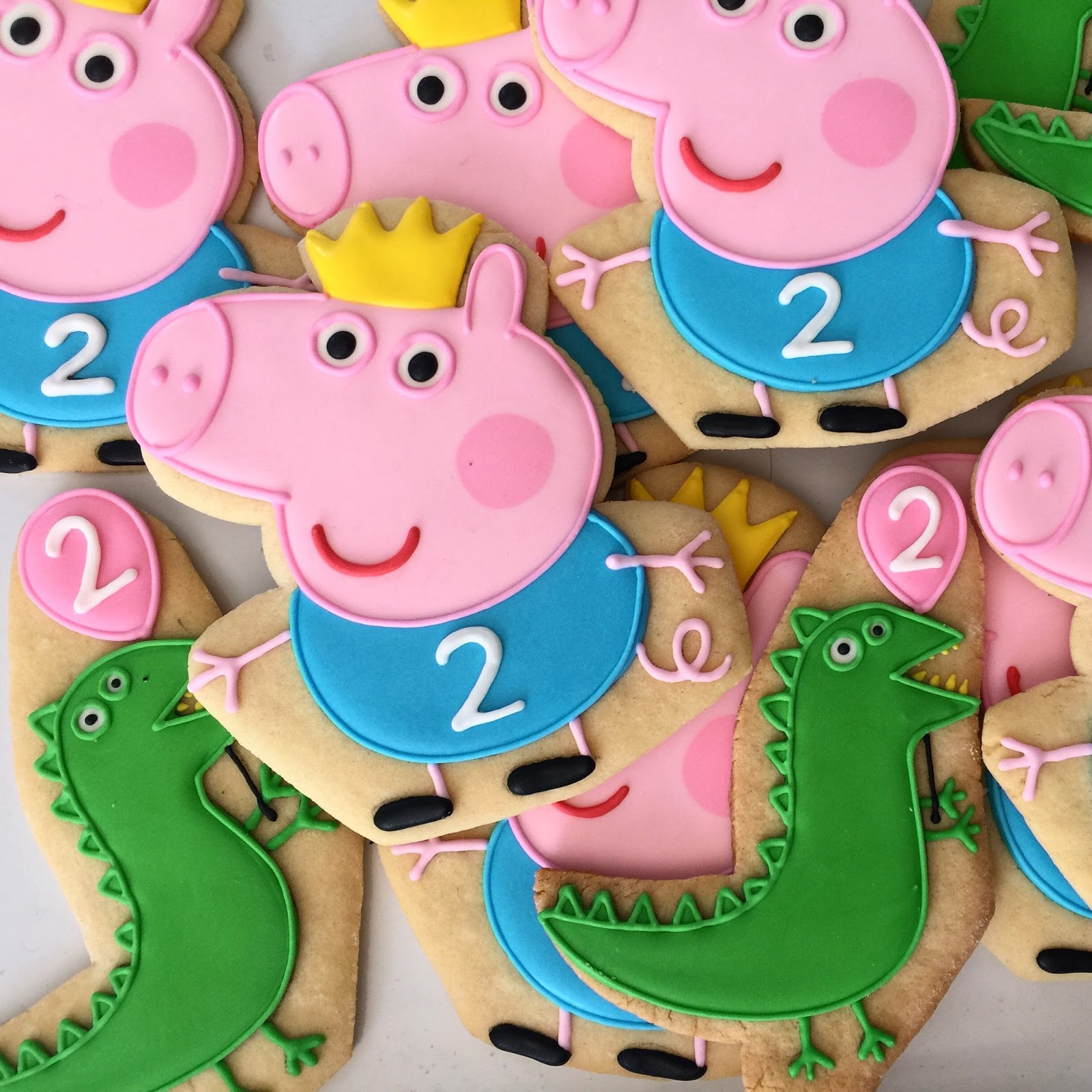 A Guide to Identifying Your Home Décor Style: Peppa Pig Decorated Cookies
