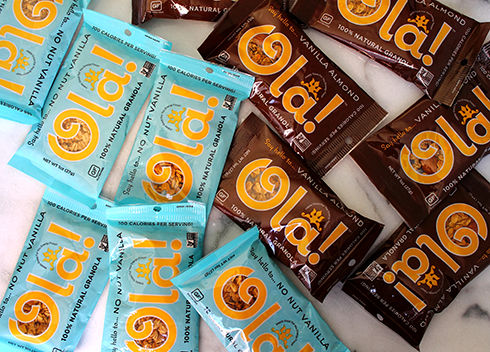 Gluten Free Blondie: Giveaway: Ola! Gluten Free Granola Sampler Tote