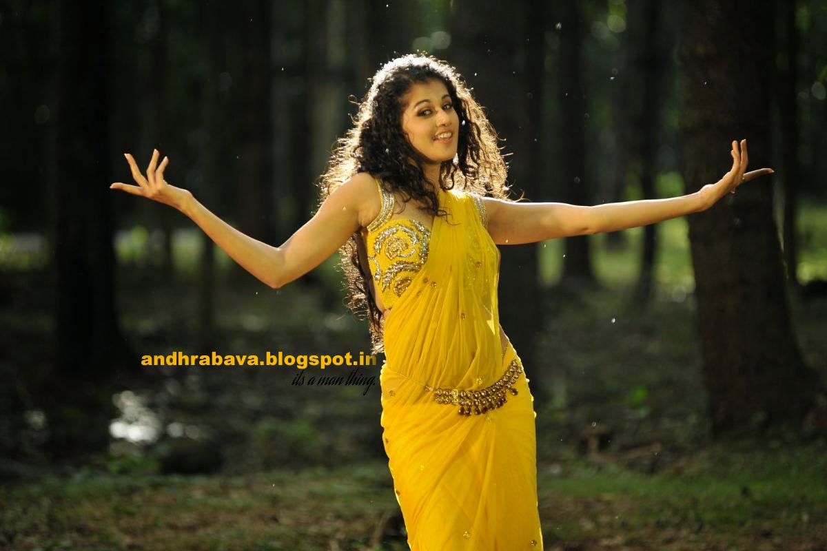 TAPSEE SEXY NAVEL & CLEVAGE IMAGES IN YELLOW SAREE | candylovexx-preorders