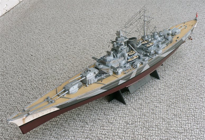 The Great Canadian Model Builders Web Page!: Tirpitz