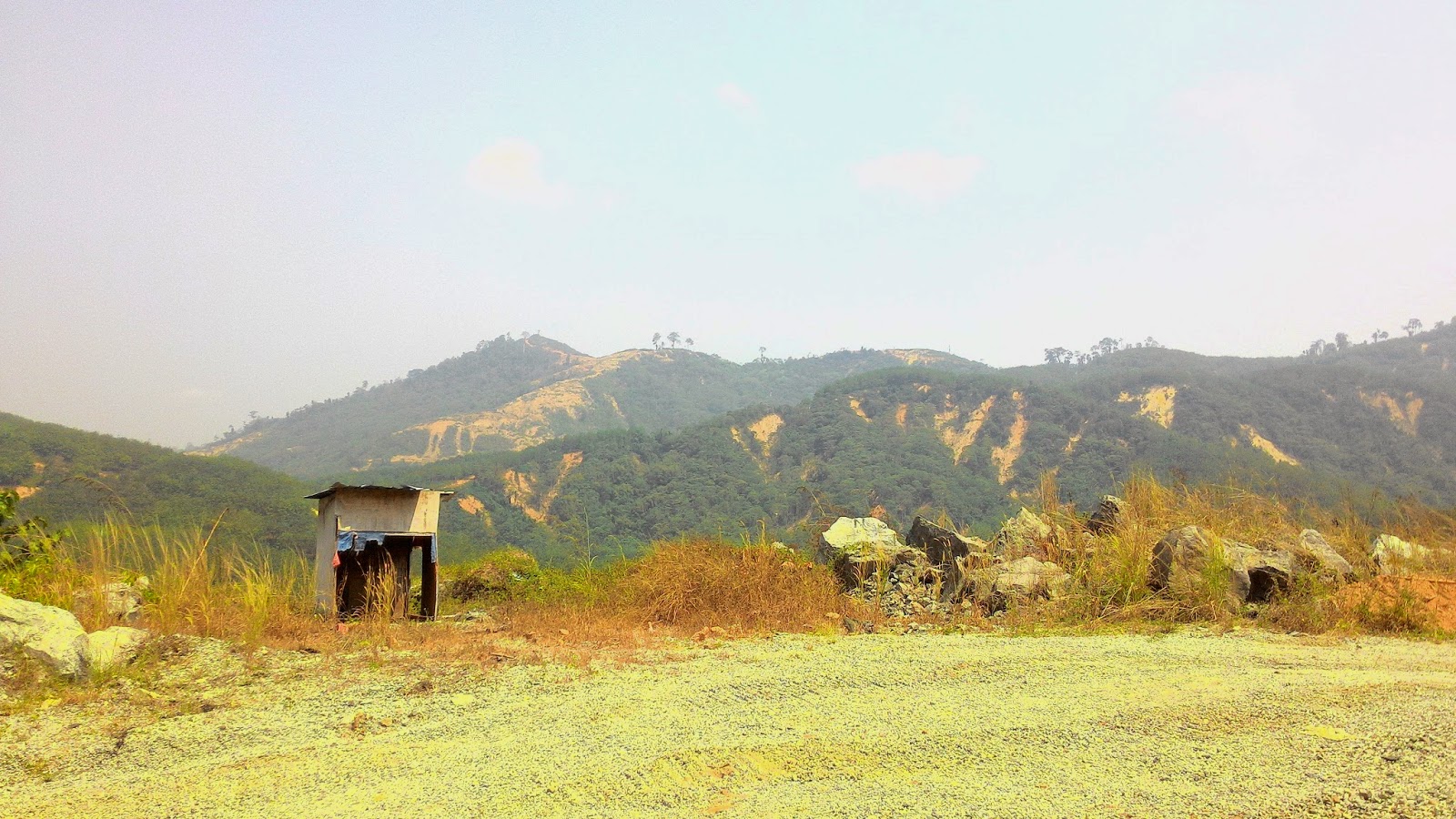Jalan Felda Aring dan Kenyir ke Terengganu