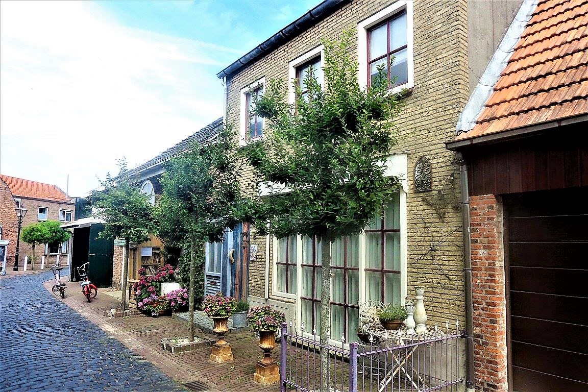 Dorpen en Steden van Nederland: Groede (Zeeland)