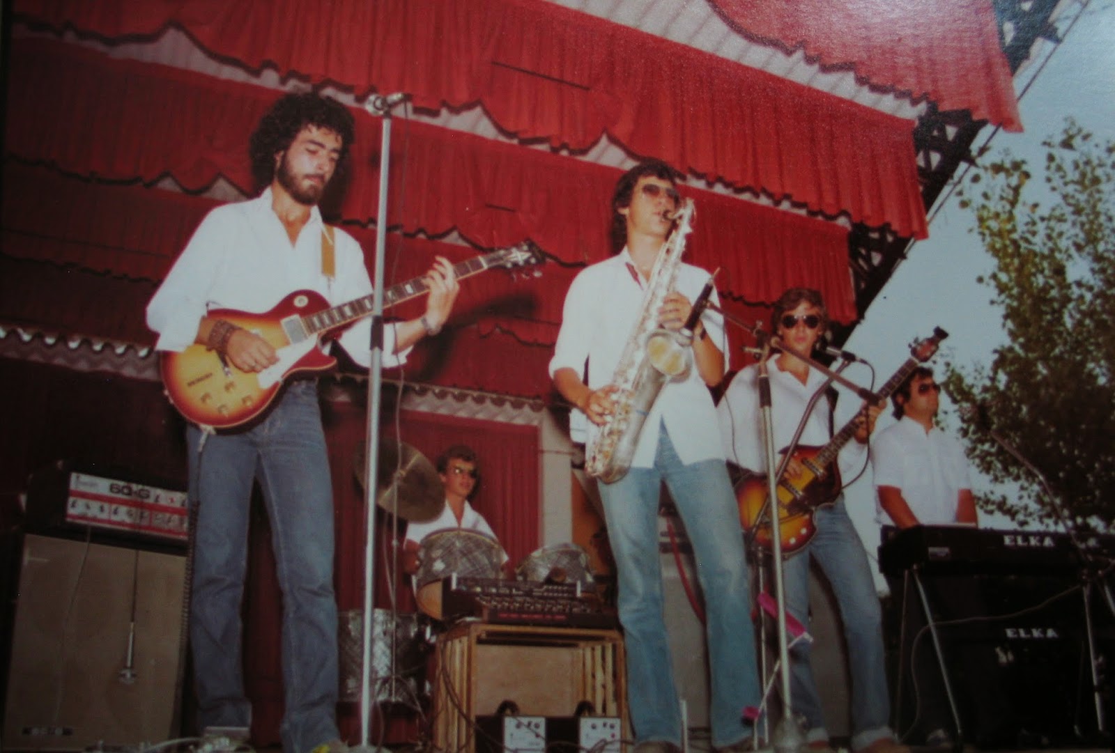 A.C.GRUPOS Y CONJUNTOS MUSICALES DE CASTELLON