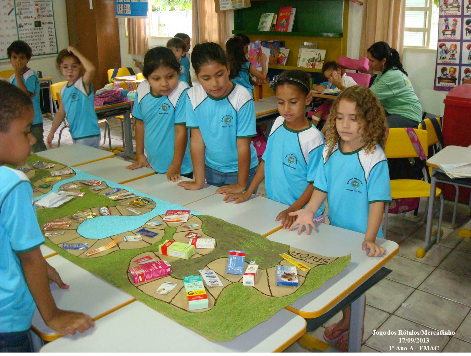 valdeca_crianças2013: Jogo dos Rótulos/Mercadinho