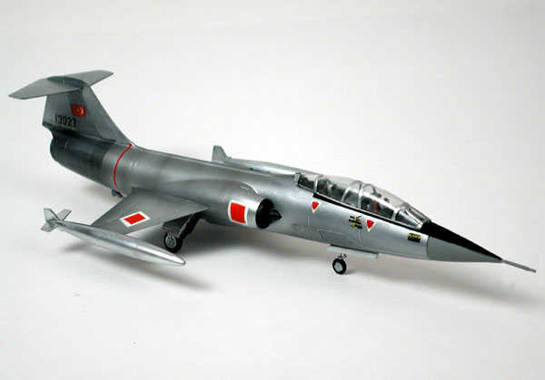 peykpapermodels: karton model ve plastik model farkı