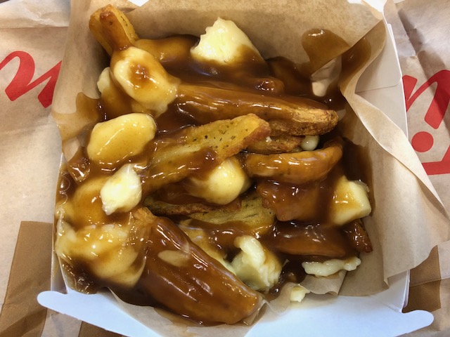Poutine From Tim Hortons / ティム・ホートンズのプーティン ~ I'm Made of Sugar ...