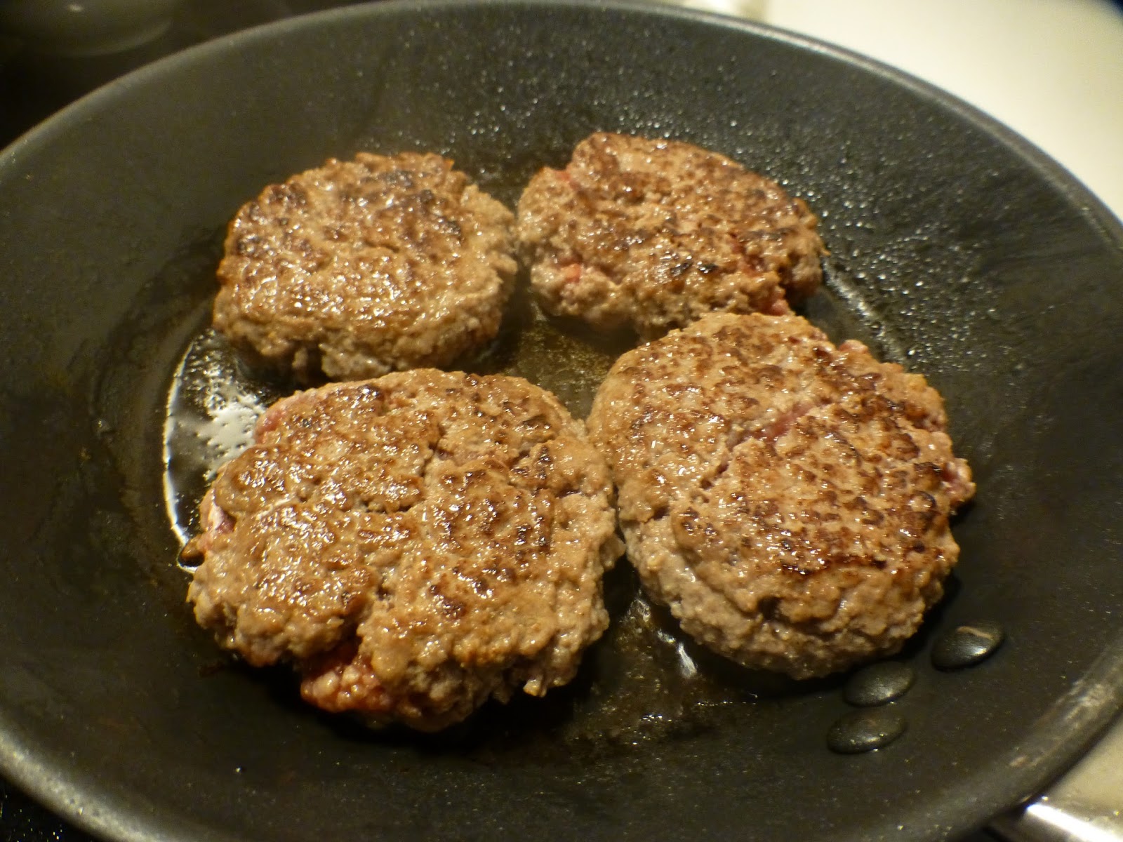 Family FECS: Homemade Hamburgers