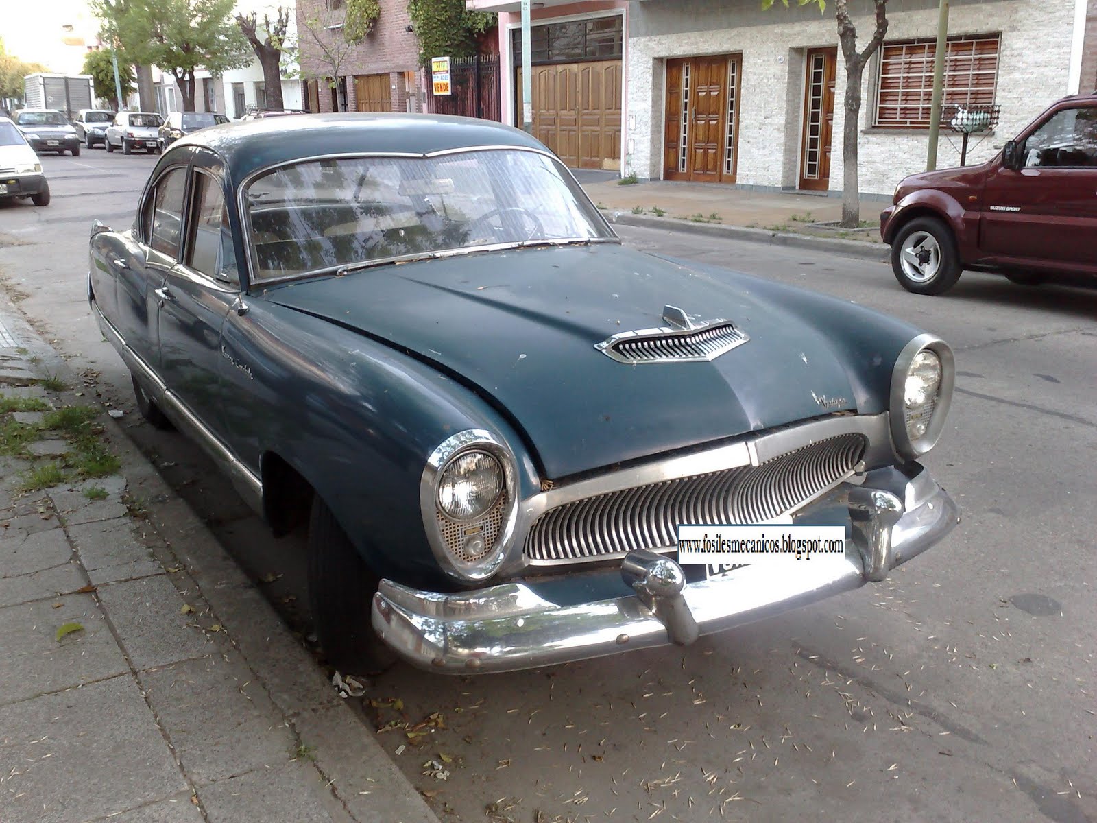 Fosiles mecanicos: Kaiser Carabela (gracias Mariano)