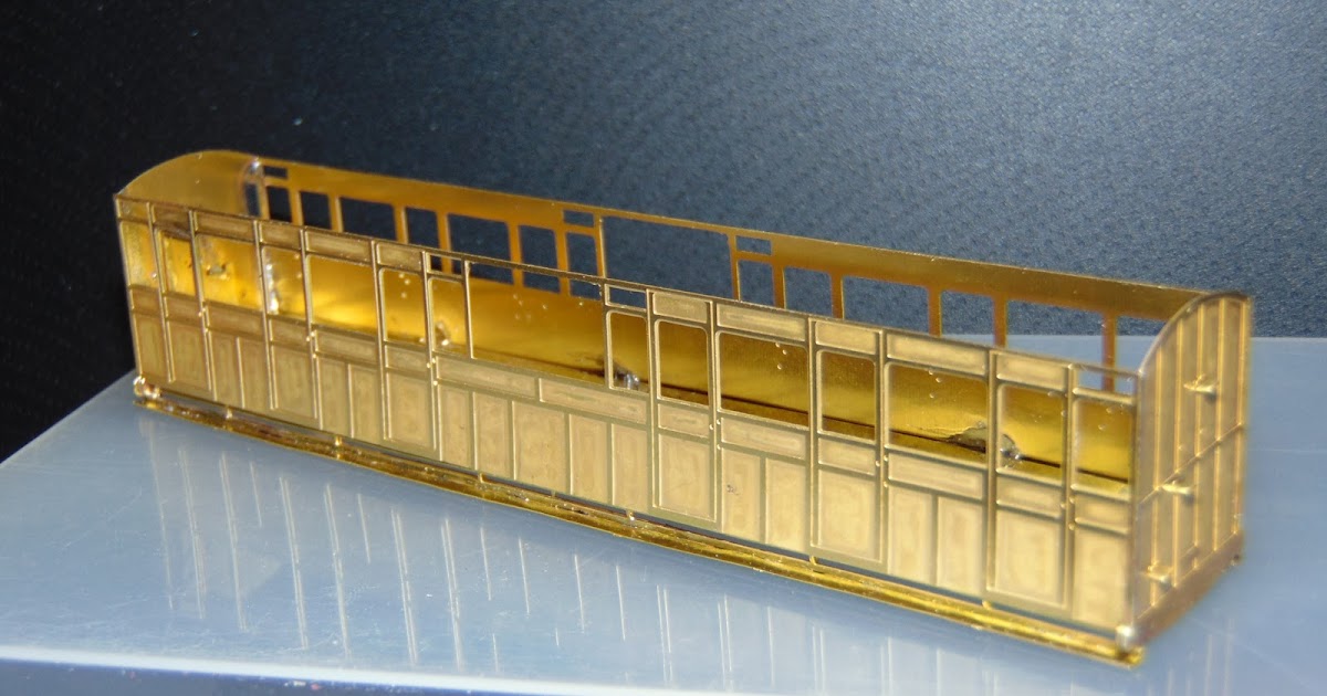 Dorset Railway Modelling: Brynkits 009 Lynton and Barnstable Coaches.