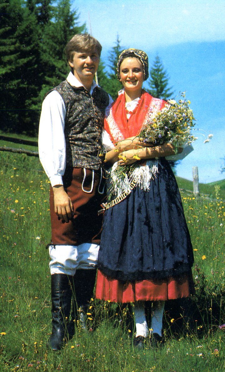 FolkCostume&Embroidery: Men's Costume of Gorenjska, Slovenia