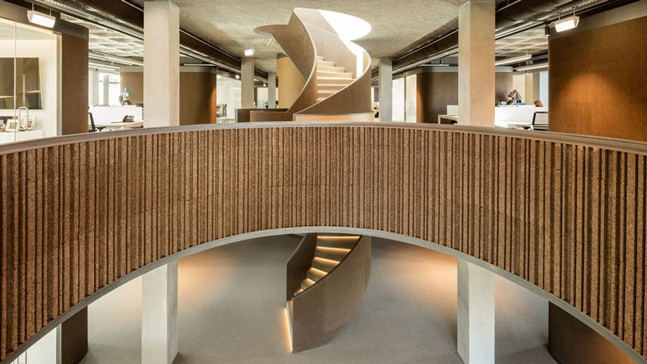 PRANCHETA DE ARQUITETO: ESCADA: GS1 HEADQUARTERS, LISBOA