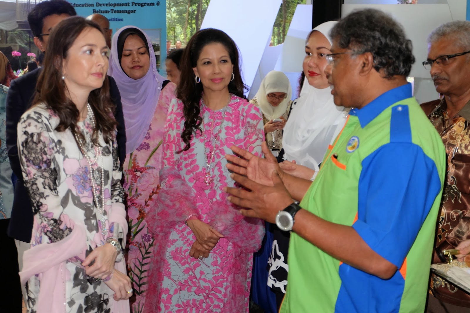 Kee Hua Chee Live!: HER ROYAL HIGHNESS THE SULTANAH OF PERAK, DYMM RAJA ...
