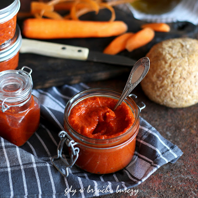 Gdy w brzuchu burczy... : Domowa ljutenica albo lutenica