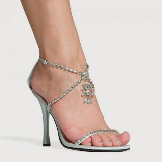 Fashion Arrivals: Latest American (USA) College Girls High Heel ...