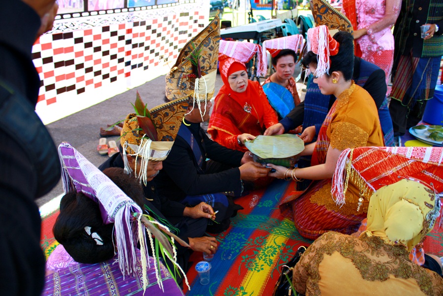 MAROEBOEN: Pesta Rondang Bintang Ke XXVII