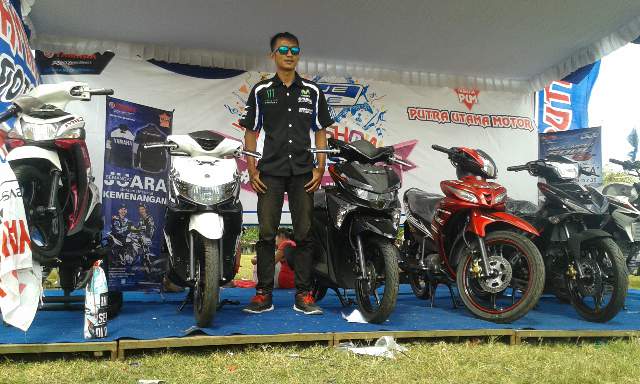 DWI ROMADHONA PUTRA UTAMA MOTOR BATURETNO