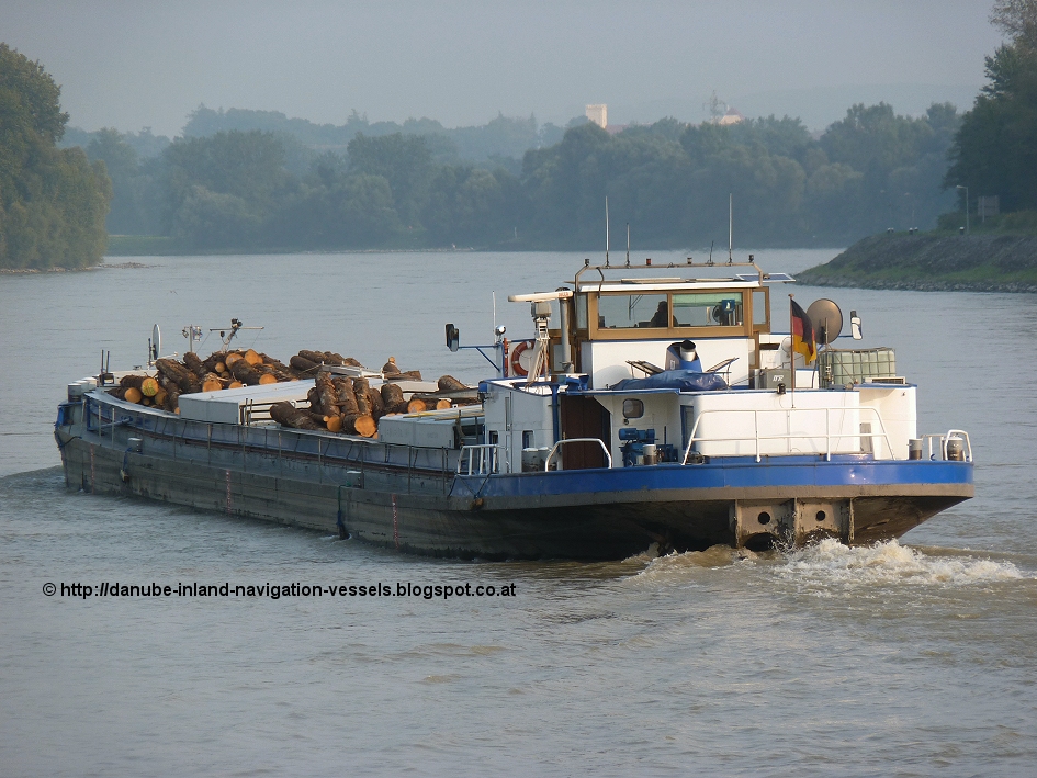 Danube River Inland Water Cargo Vessels: RAPHAEL H (04027350)