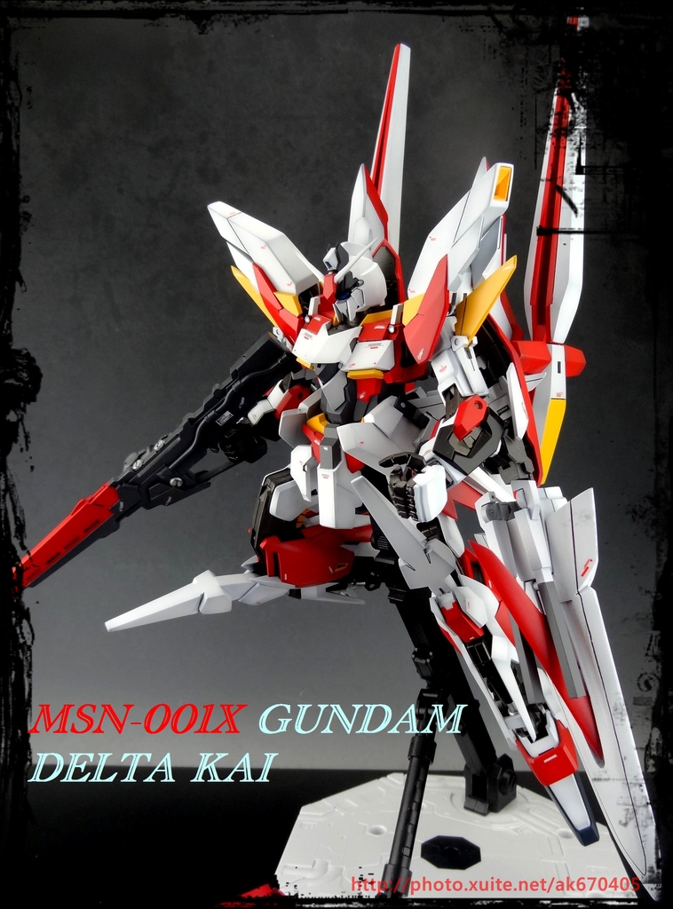 Custom Build: 1/100 Gundam Delta Kai "Master Grade"