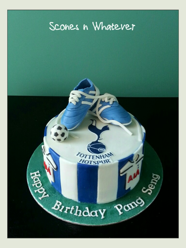 Scones N Whatever: Tottenham Hotspur theme cake