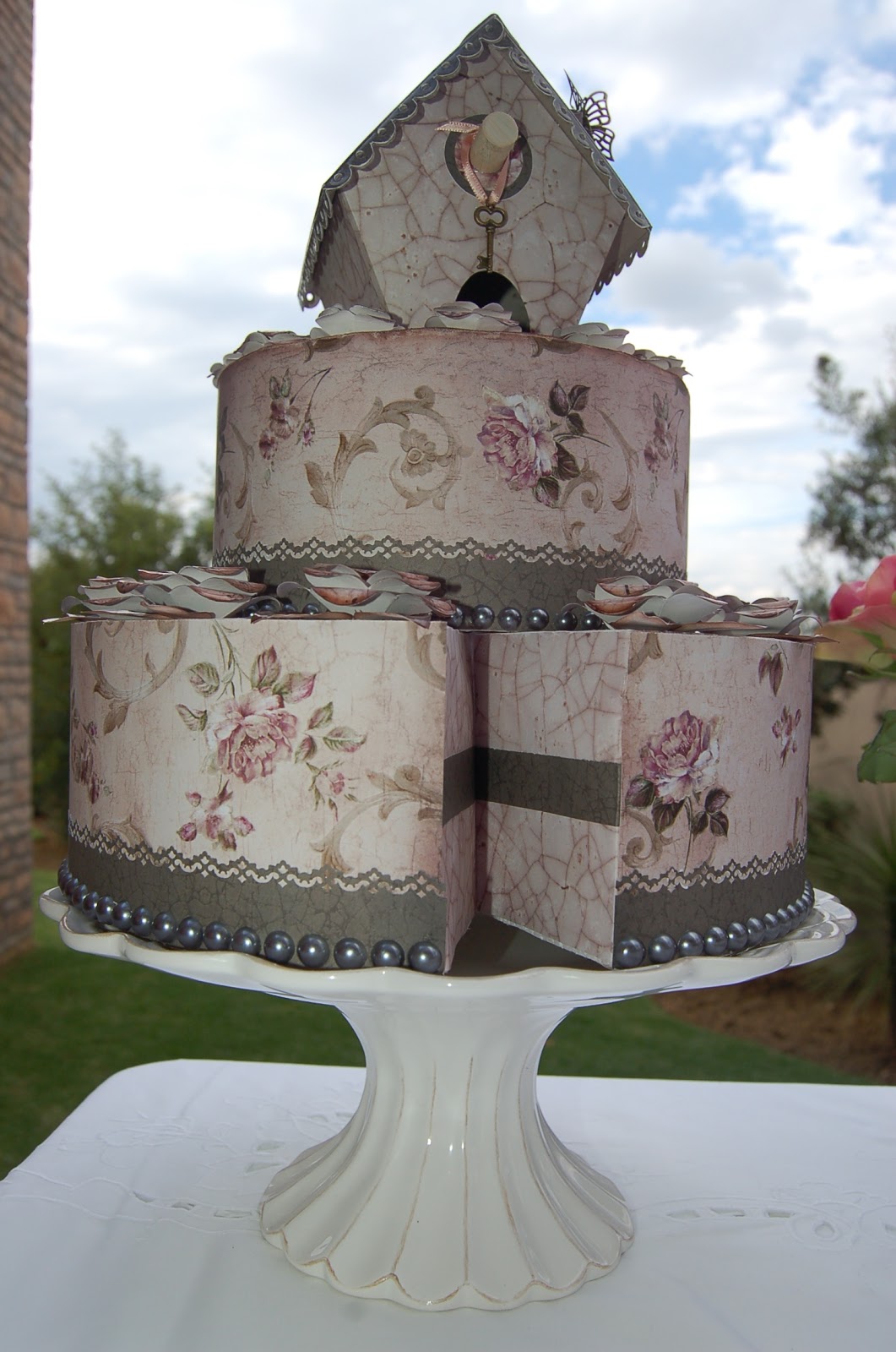 Jamies Happy Scrapping: Yummy Scruptious 100% fat free"High" Tea cake