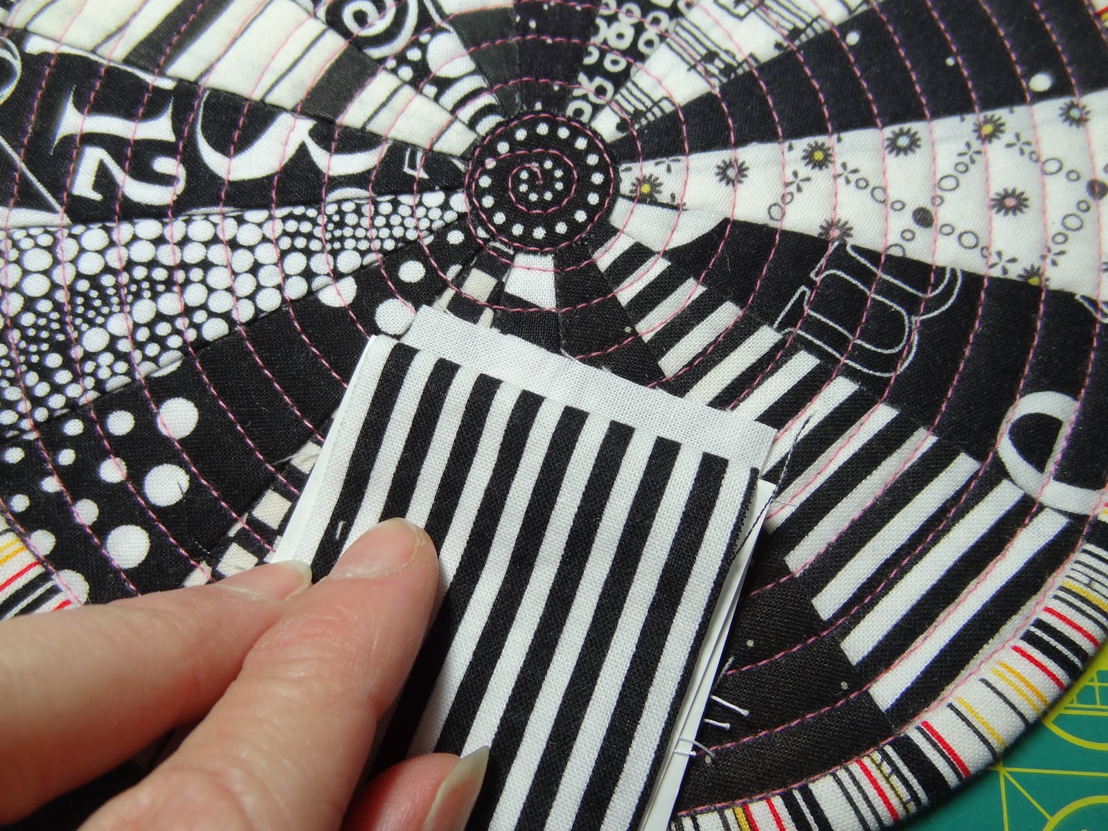 Annie’s Musings: Tutorial: Fun Stripe Border