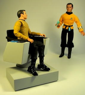 Zach Trek: 2006 Art Asylum/Diamond Select Captain Kirk in Command Chair