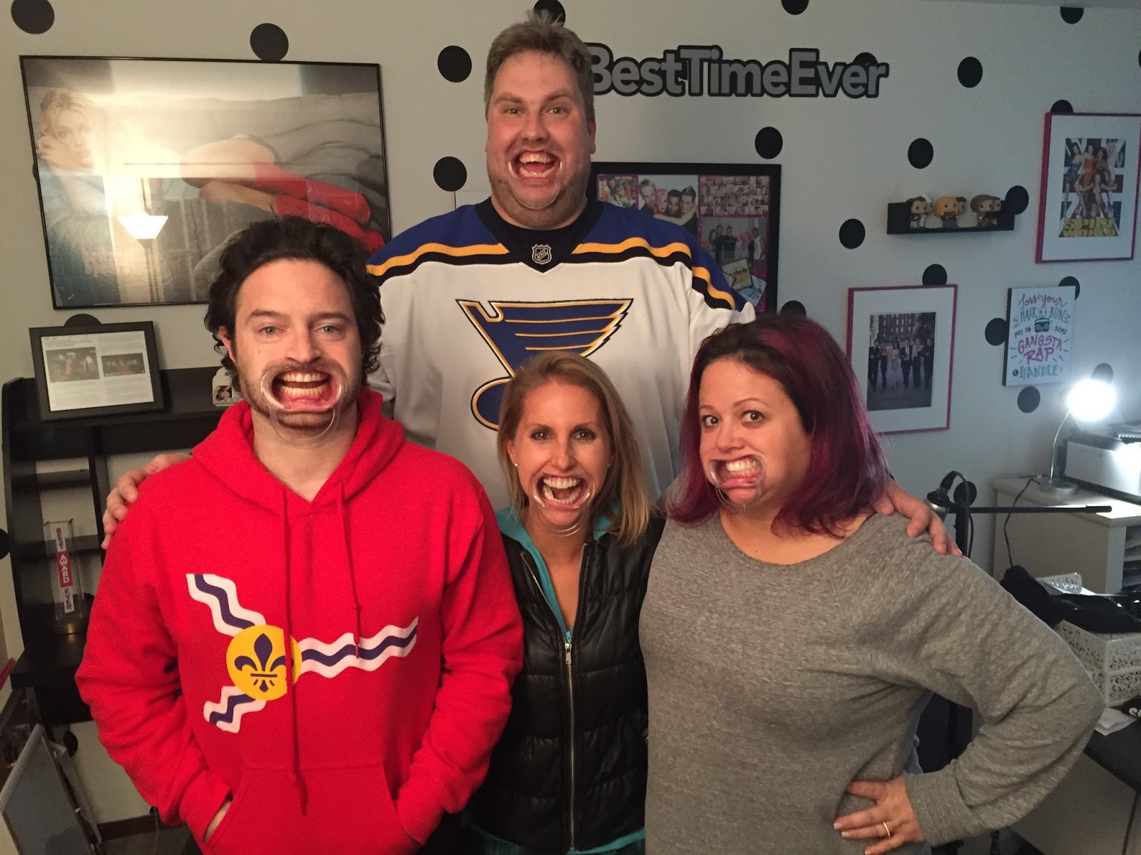 The Kelly Manno Show : November 2016