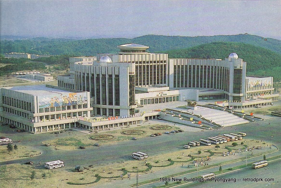 1989 Postcard Set -- New Buildings in Pyongyang
