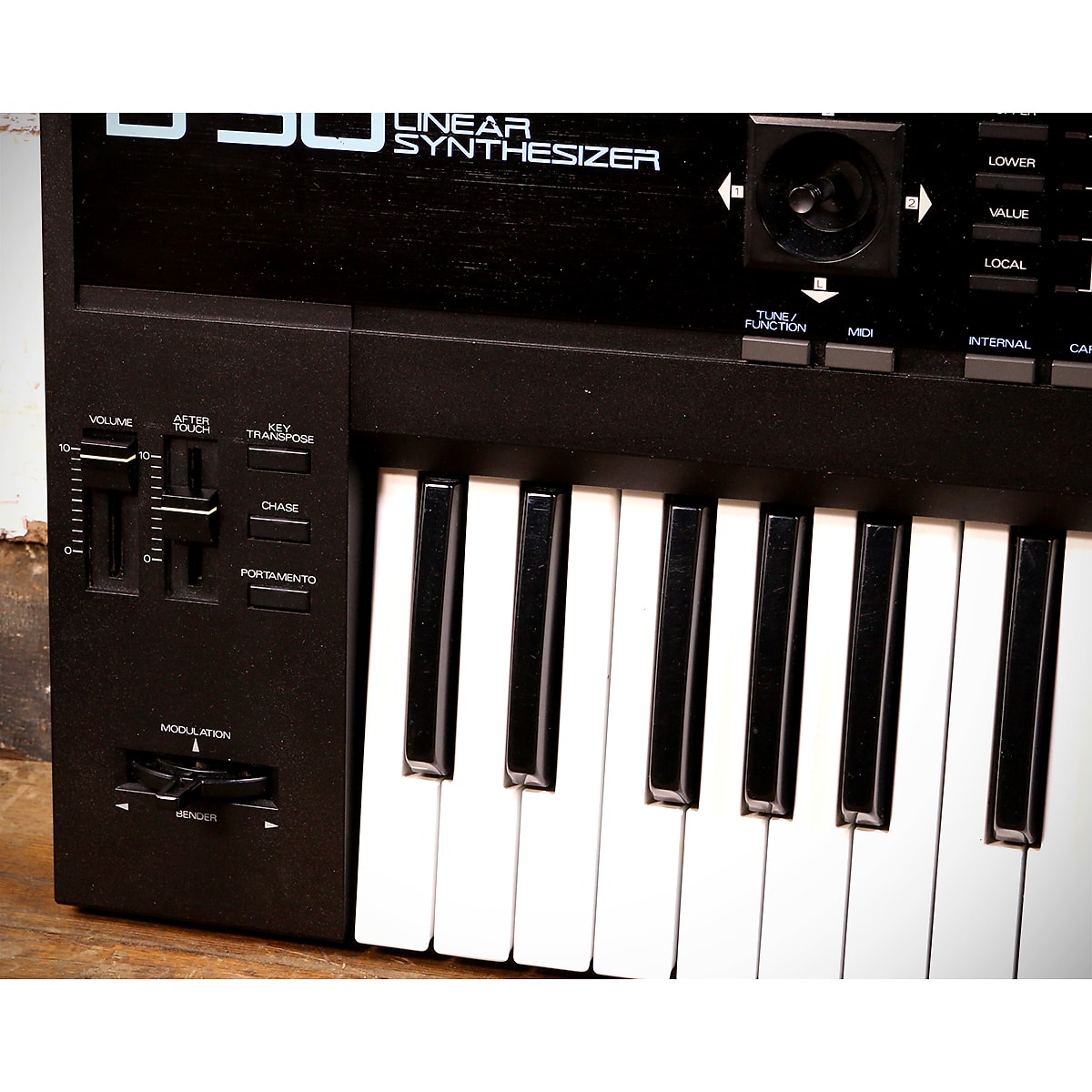 MATRIXSYNTH: Roland D-50 61-Key Linear Synthesizer w/ Memory Cards