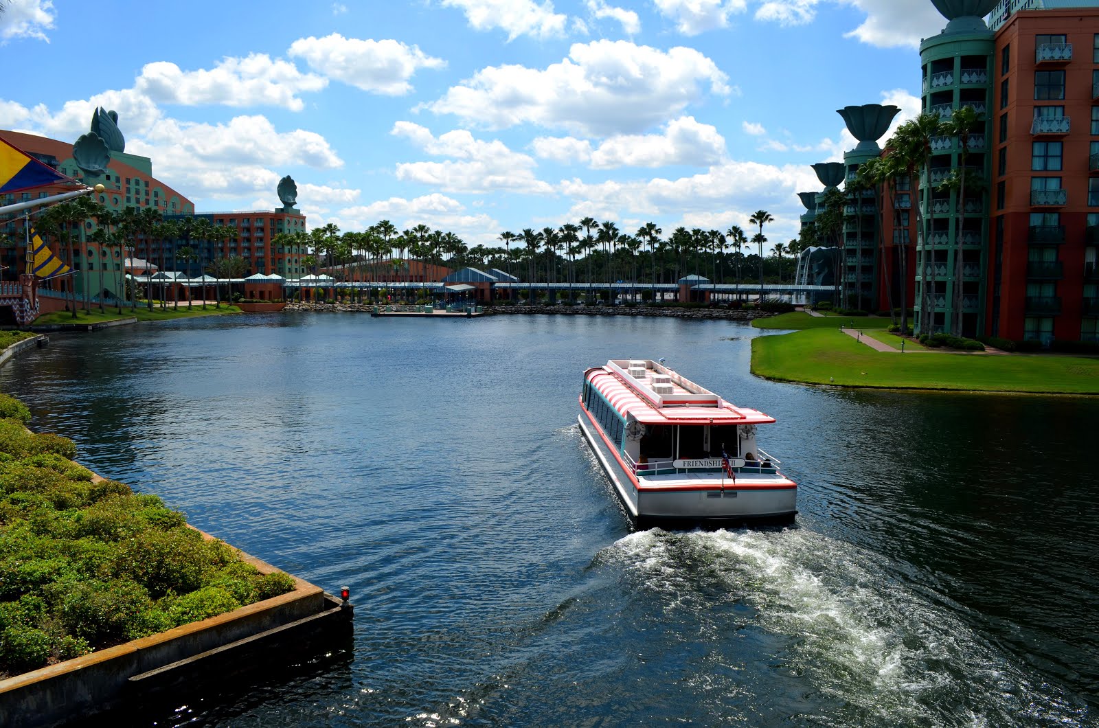 The Disney Den: Interview a CP: Jeremy (EPCOT FriendShip Boats)