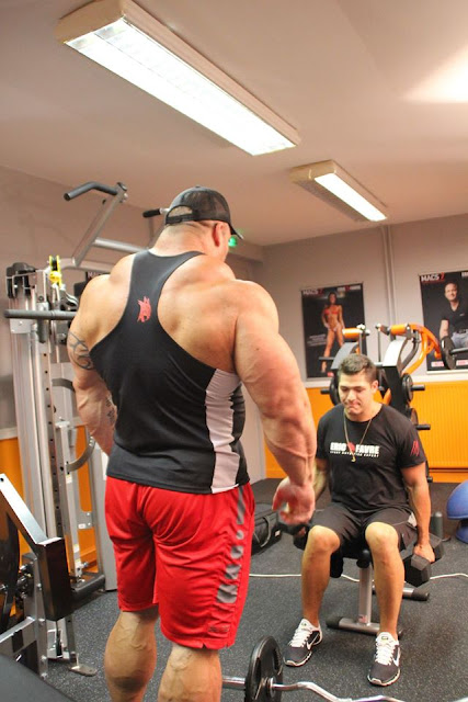 Muscle Lover: Morgan Aste