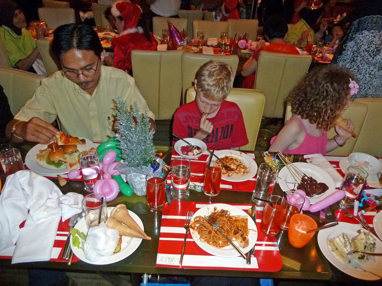 Kee Hua Chee Live!: PART 1---SHANGRI-LA HOTEL KUALA LUMPUR RAISES ...