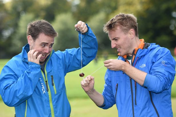 Lady Violet's Garden: Friday fun fact #10: Chestnuts and conkers