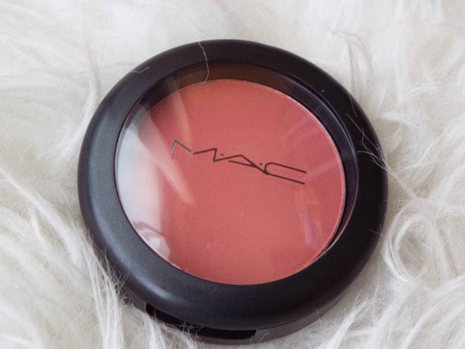 Beauty and the gin: Mac Sheertone in Pinch Me
