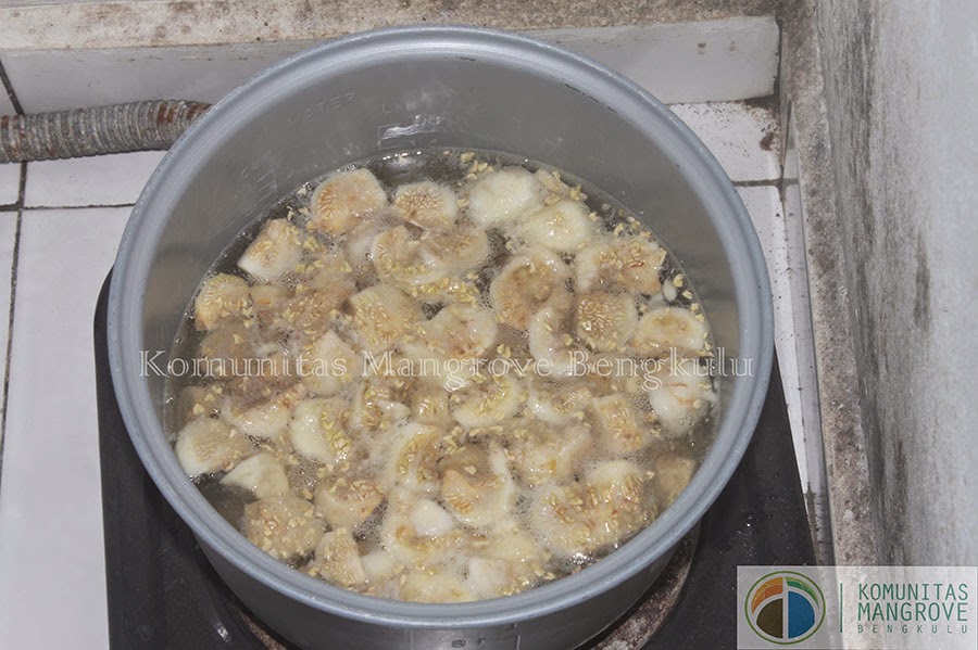 Olahan Dari Pidada Merah ( Sonneratia caseolaris )