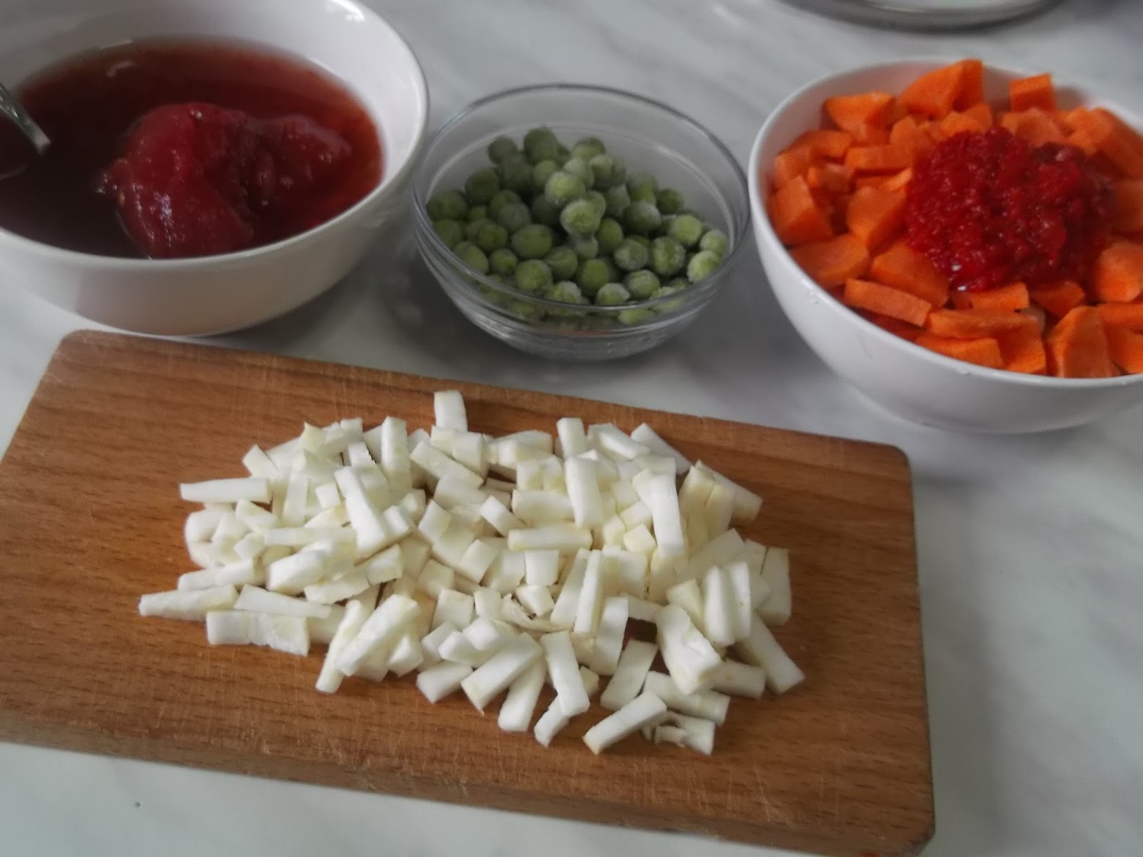 Hellena ...din bucataria mea...: Ciorba simpla cu carne de capra/oaie