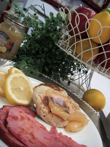 Sweet Nothings: Fluffing and getting FLUFFED...