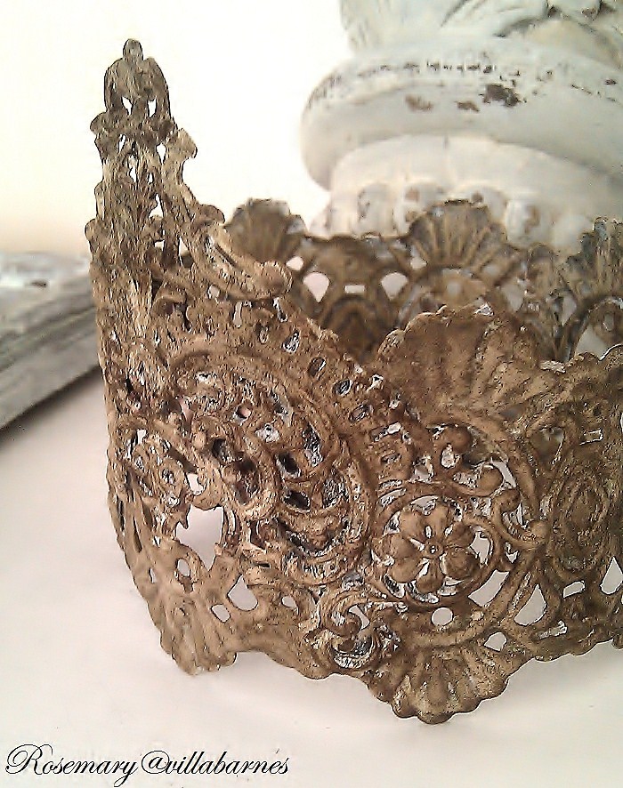 villabarnes: Rusty Crowns and Other Stuff