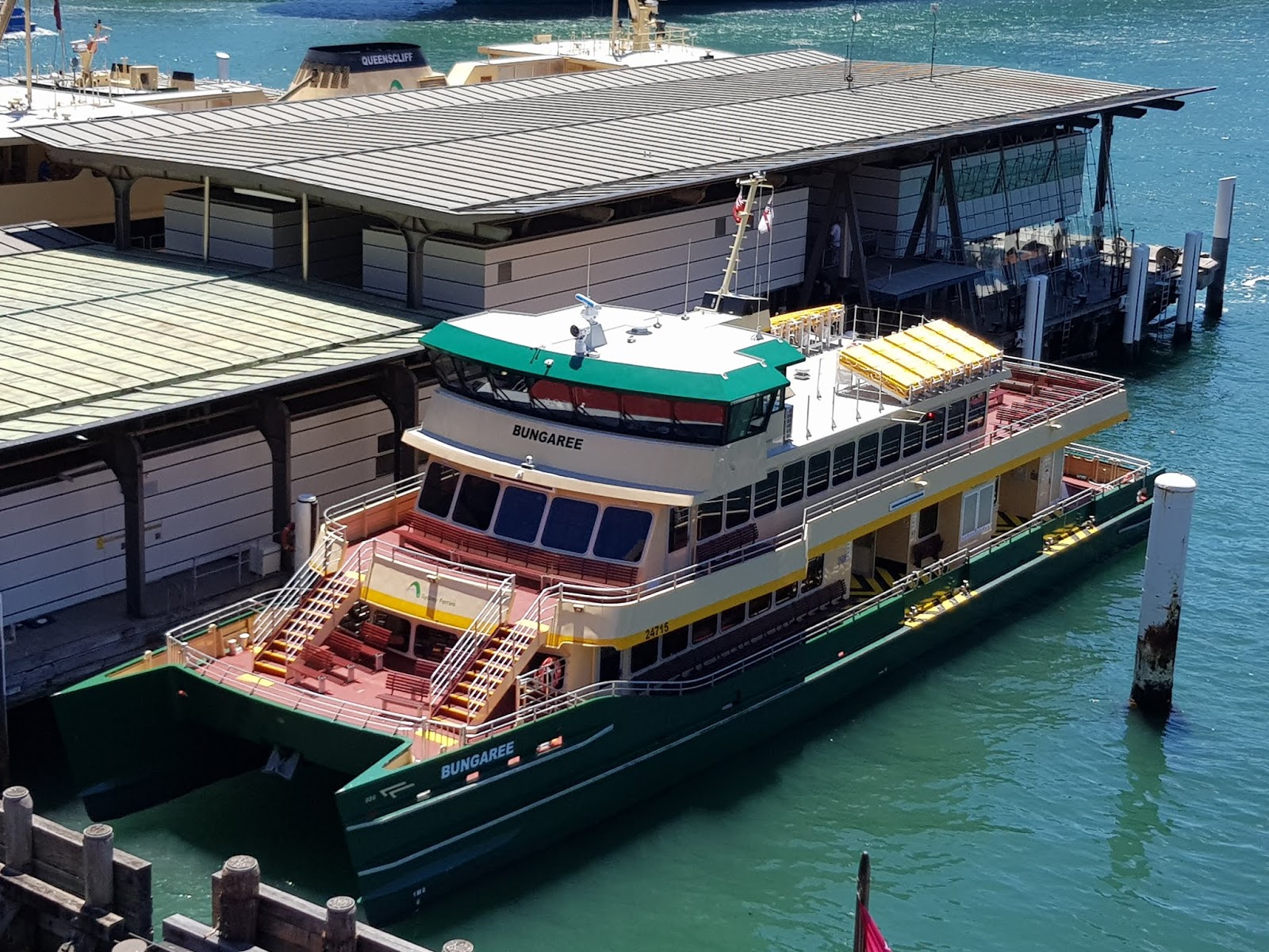 Sydney - City and Suburbs: Circular Quay, wharf and ferry