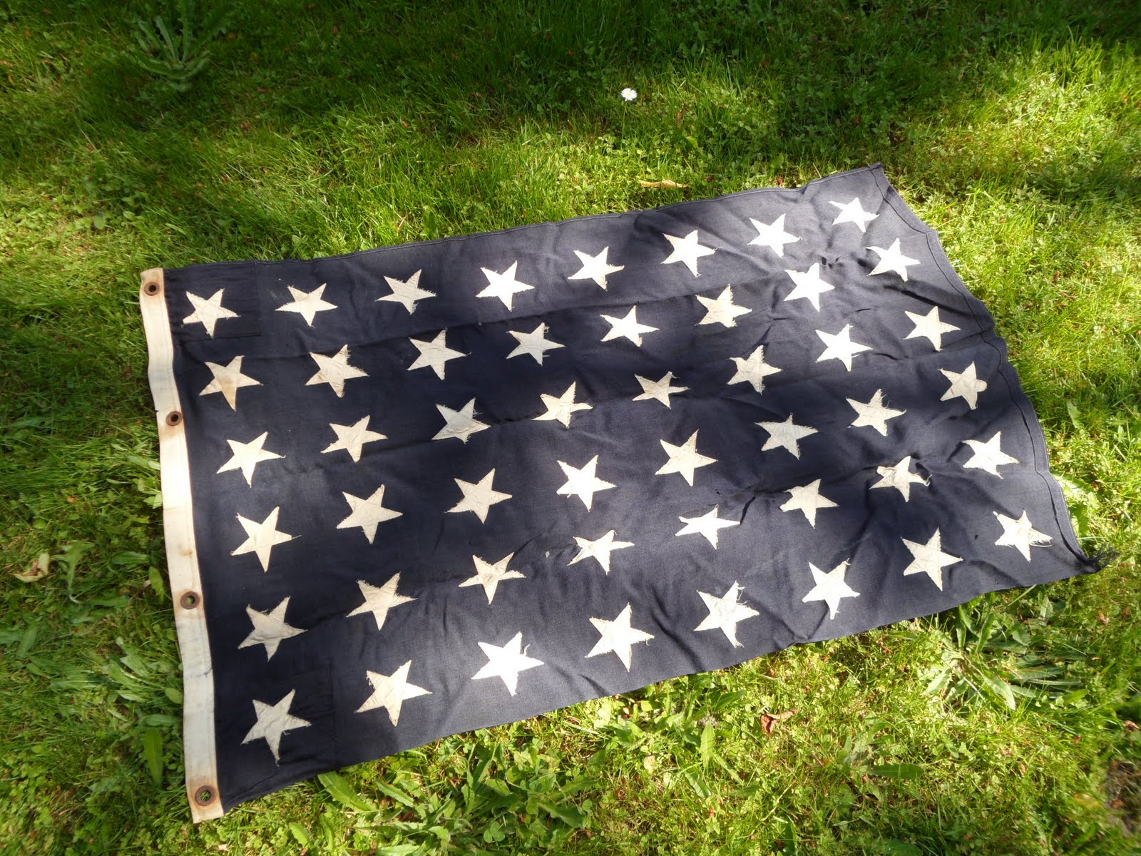 Four Bees: US Union Jack, circa 1912 - 1959, 48 Stars