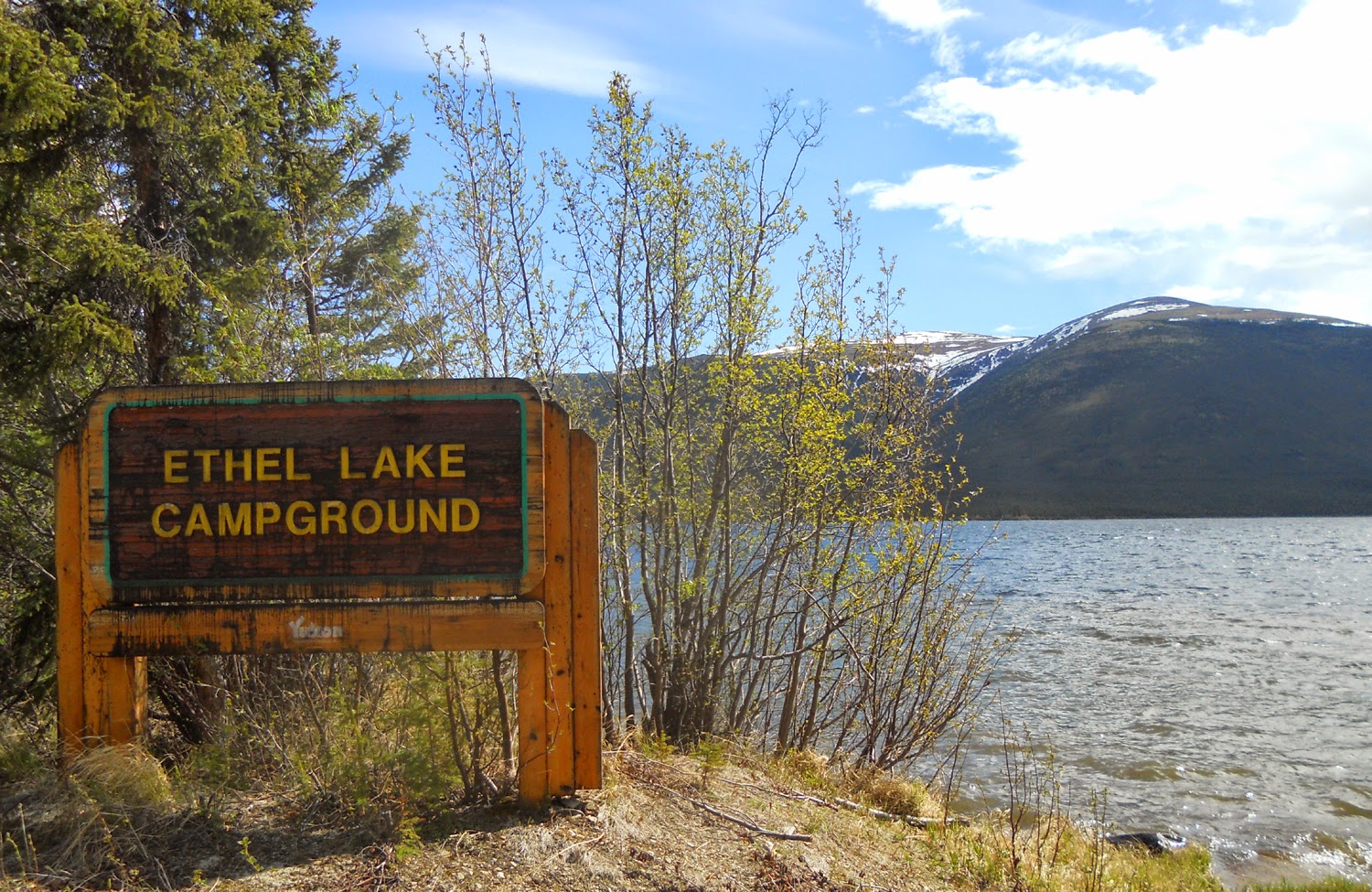 YukonNewsletter: Am Ethel Lake